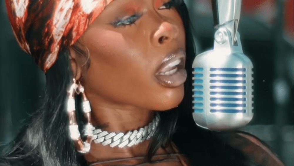 TINK DROPS NEW FROM THE BLOCK PERFORMANCE
