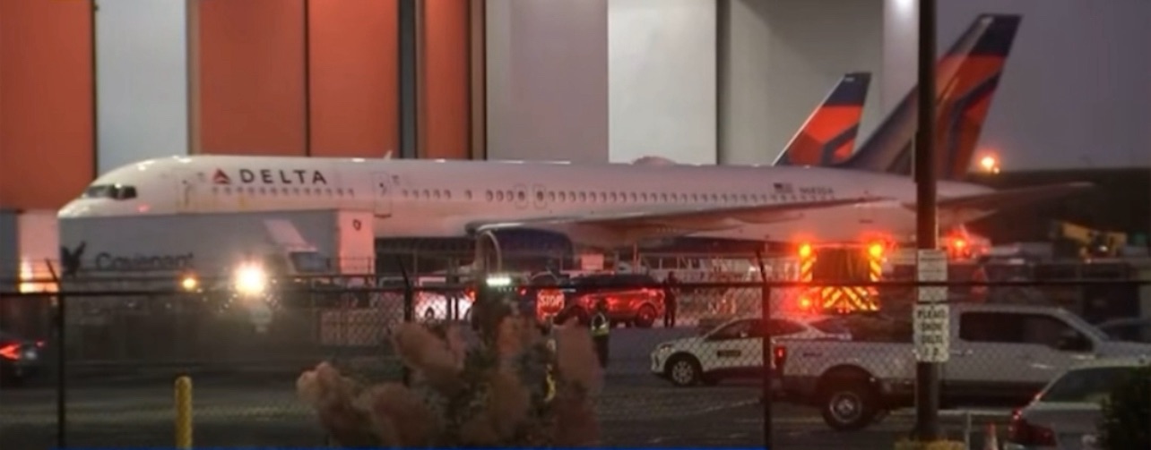 TWO DELTA WORKERS KILLED, ONE INJURED DURING TIRE EXPLOSION AT ATLANTA ...
